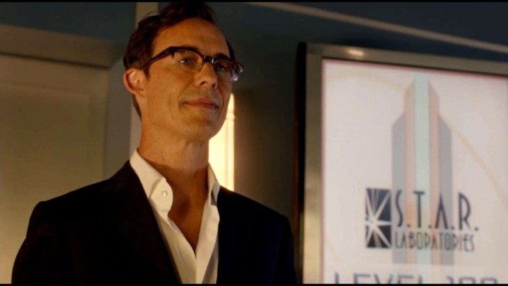 The Flash - Here's How Harrison Wells Will Transform Into a Different ...