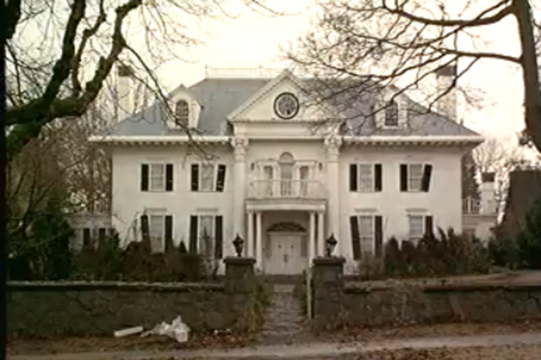 15 Surprising Things You Might Not Know About Jumanji - QuirkyByte