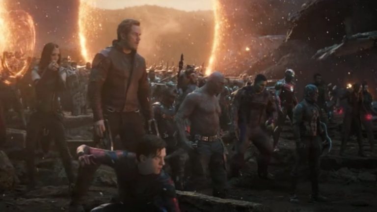 Avengers: Endgame – Captain America's Shield Surprisingly Fixes Itself ...
